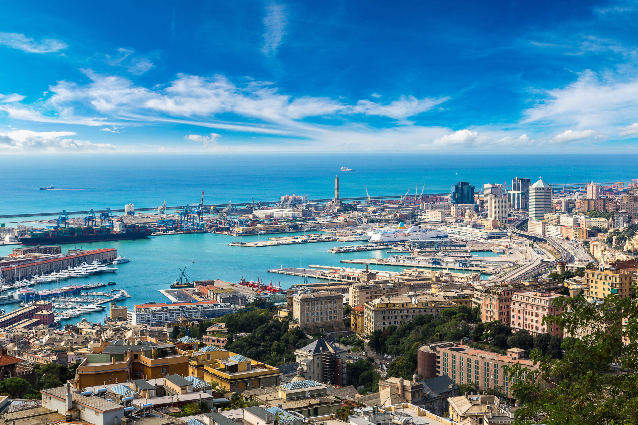 Exploring Genoa: Unmissable Experiences for Cruise Passengers